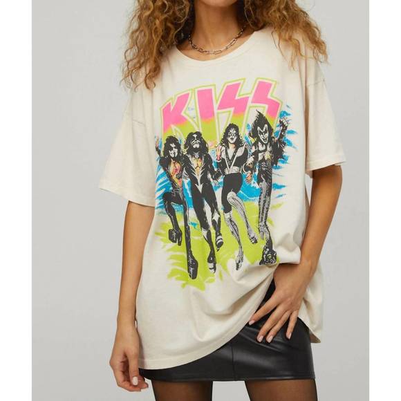 Chaser | Tops | New Chaser Kiss Shirt In White | Poshmark